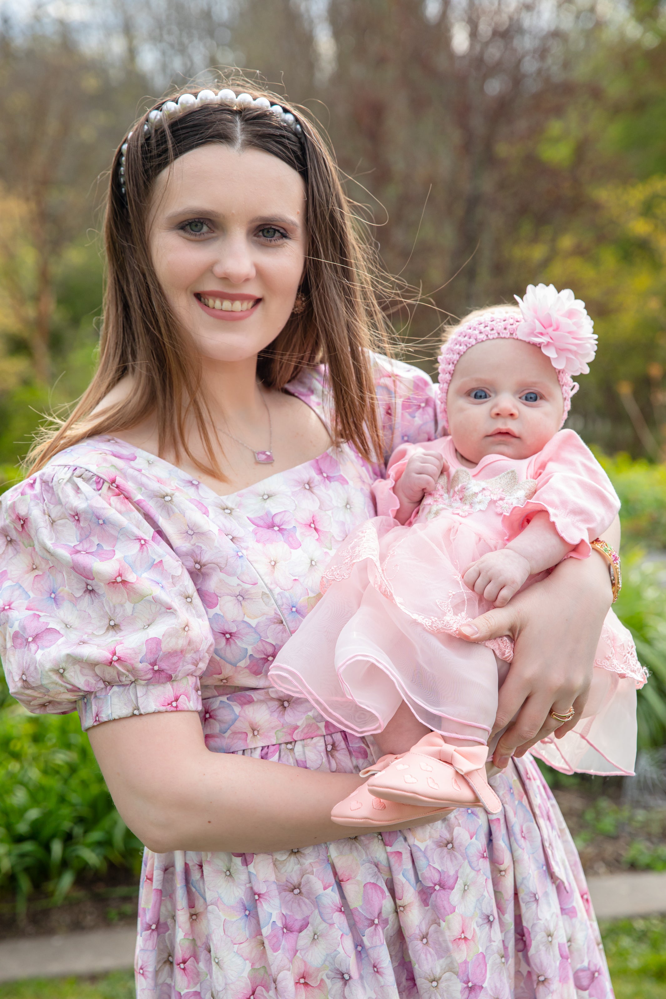 Embracing Motherhood without Losing Yourself: Tips for Moms to Feel Li